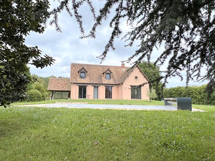 Maison à vendre - Savigné-lévêque - 8 pièces - 6 chambres