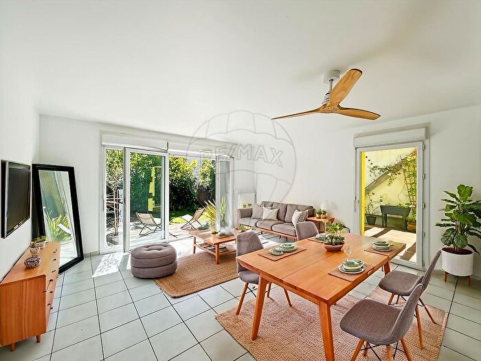 Maison à vendre - Orvault, Bourg, Secteur rural - 5 pièces - 4 chambres