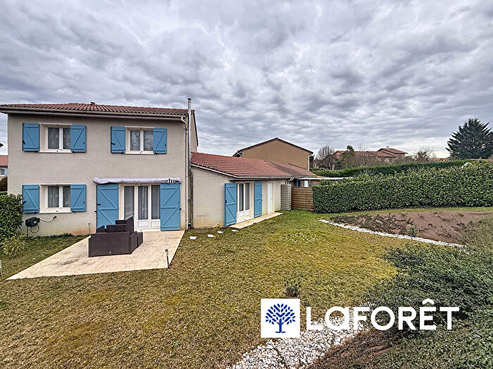 Maison à louer - LIsle-dAbeau, Moriaud - 5 pièces - 4 chambres