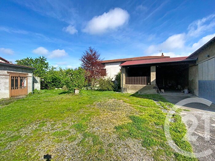 Maison à vendre - Sardon - 6 pièces - 4 chambres