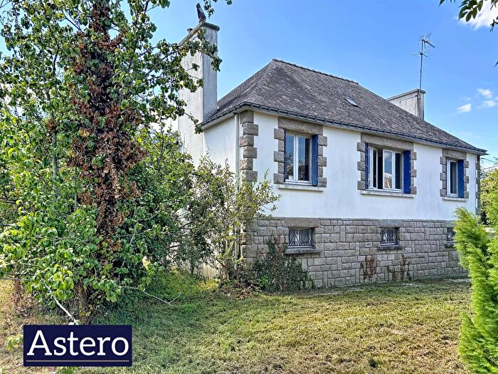 Maison 3 pièces à Priziac, à vendre