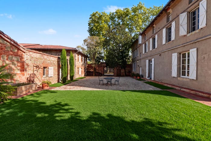 Maison 19 pièces à Saint-Lieux-lès-Lavaur, à vendre
