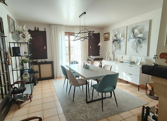 Maison à vendre - Châteauroux, Le Lac, Saint-Jean - 8 pièces - 5 chambres