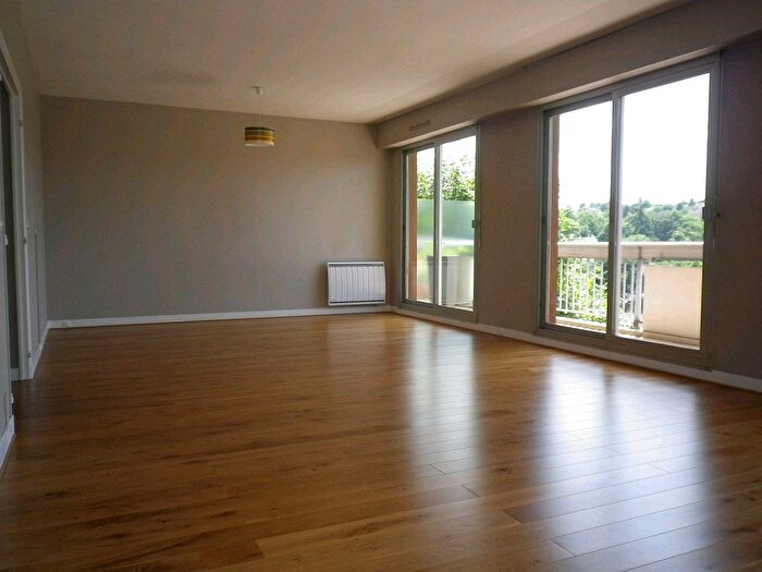 Appartement 4 pièces à louer à Saint-Germain-en-Laye, Pontel, Schnapper, Sous-préfecture
