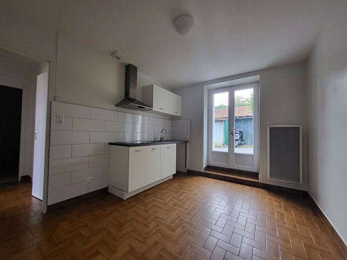 Appartement 3 pièces à louer à Ruffec