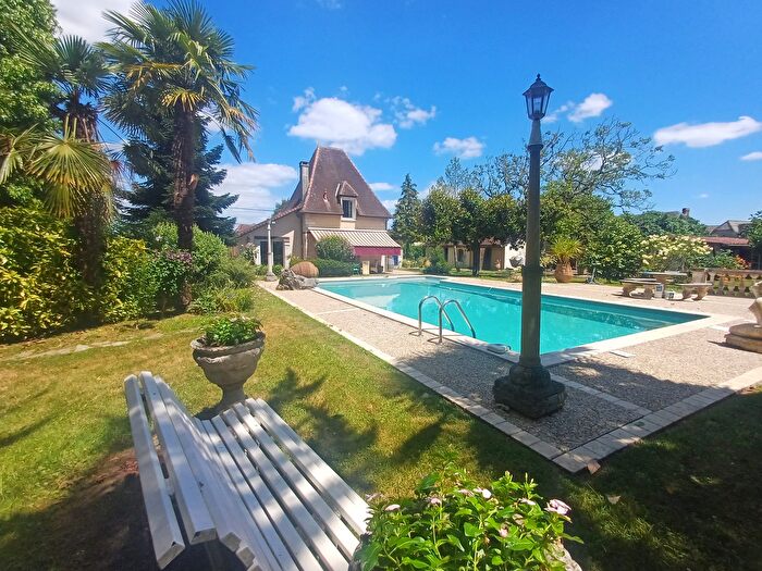 Maison à vendre - Barinque - 5 pièces - 4 chambres