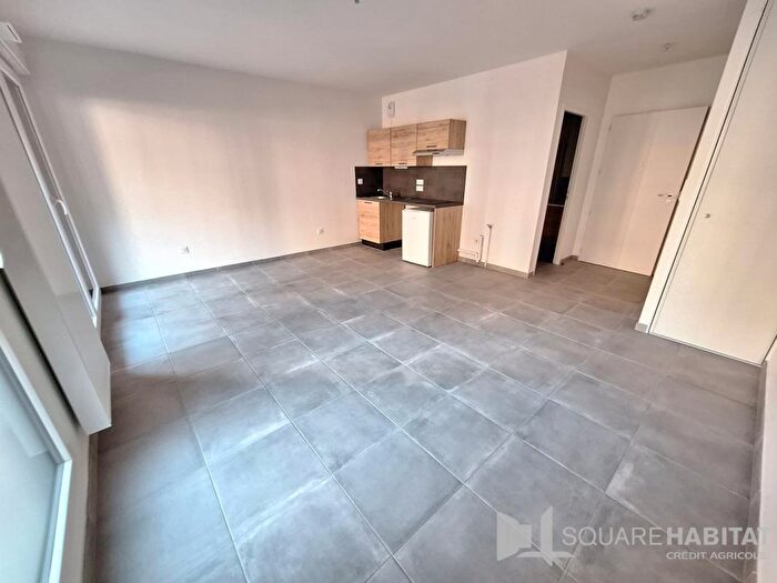 Clermont-Ferrand, Montferrand : Appartement 1 pièce à louer