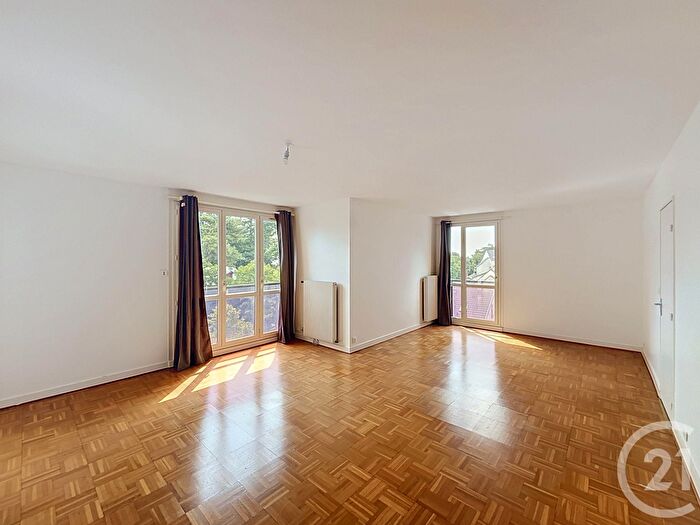 Appartement 4 pièces à Orléans, La Croix Saint-Marceau, La Mouillère, Pré Pinson, à louer