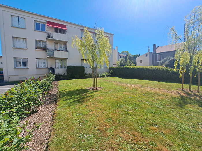 Chatou, Est - Appartement 4 pièces à louer