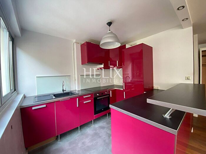 Appartement à louer - Grandchamp, Le Pecq - 4 pièces - 2 chambres