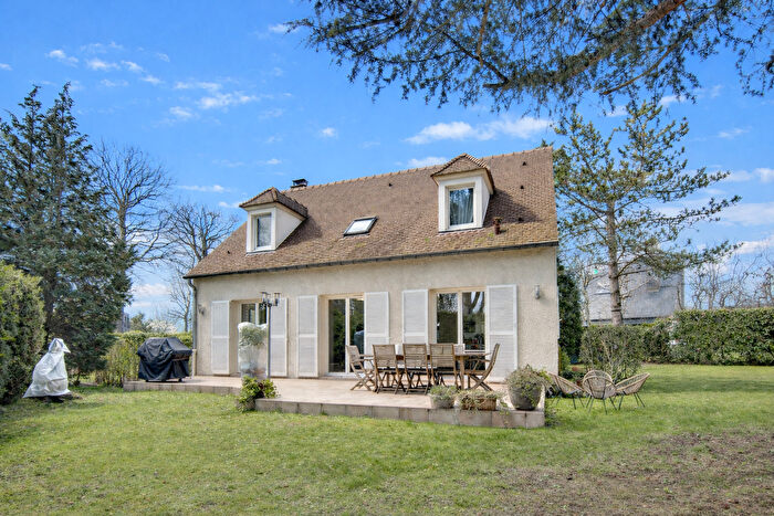 Maison 8 pièces à Le Vésinet, Charmettes, Merlettes, à vendre