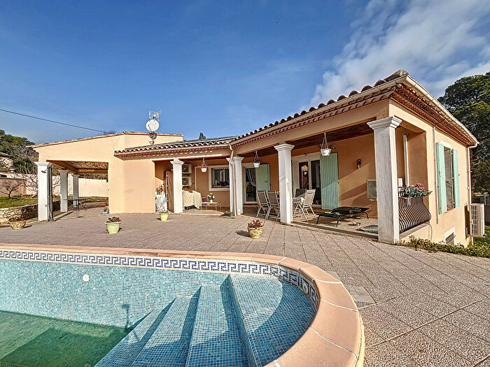 Maison à vendre - Nîmes, Mas de Lauze, Carreau de Lanes - 6 pièces - 5 chambres