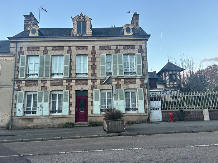 Maison à vendre - Le Mêle-sur-Sarthe - 7 pièces - 5 chambres
