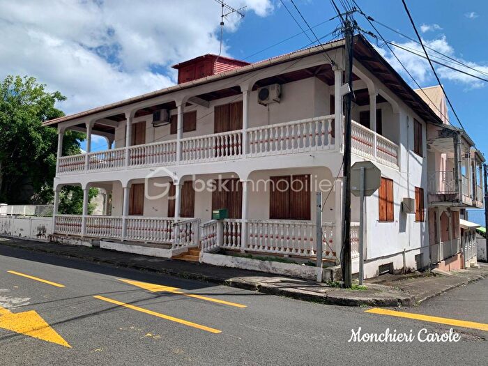 Basse-Terre : Maison 10 pièces à vendre