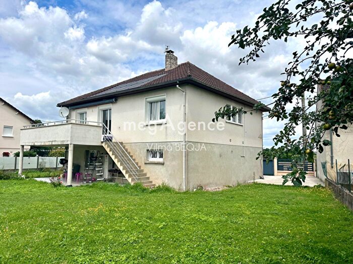 Maison à vendre - Maillot - 5 pièces - 4 chambres