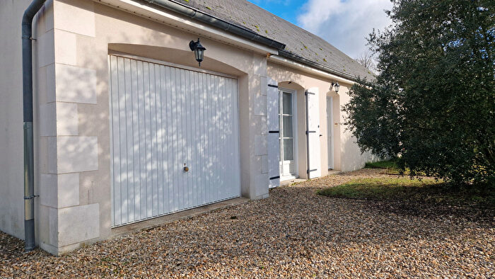 Maison à vendre - Manthelan - 5 pièces - 3 chambres