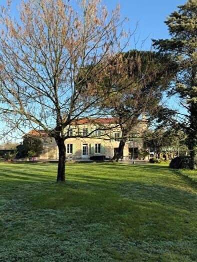 Maison à vendre - Niort - 8 pièces - 6 chambres