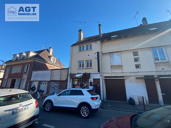 Appartement à louer - Centre Ville, Beauvais - 1 pièce