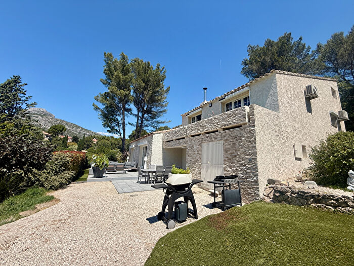Maison 6 pièces à Aubagne, Arnaud Solans, Garlaban Royante, Saint-Mitre, à vendre