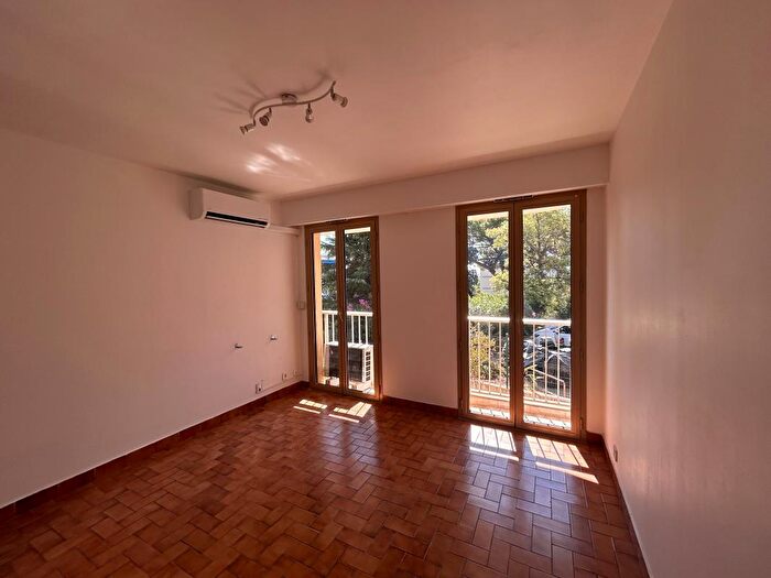 Appartement 1 pièce à louer à Cagnes-sur-Mer, Les Bréguières