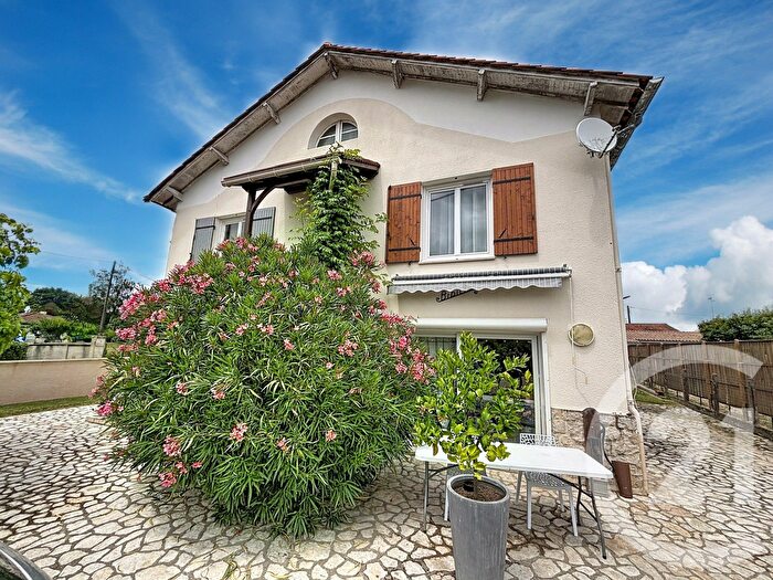 Maison 8 pièces à vendre - Montpon-Ménestérol
