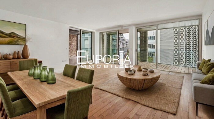 Appartement à vendre - Paris e , Vaugirard, Parc des Expositions - 4 pièces - 3 chambres