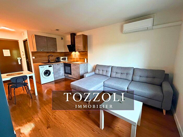 Centre et RN, La Verpillière - Appartement 2 pièces à louer