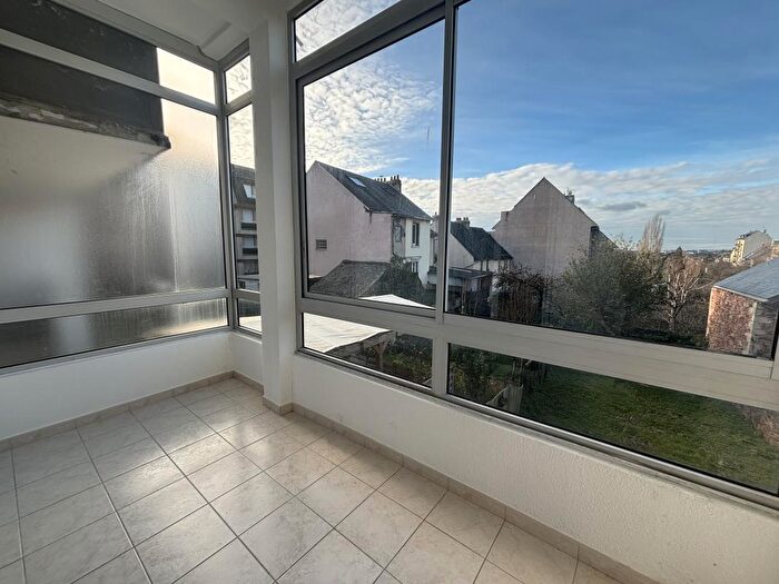 Appartement à louer - Rodez, Amphithéatre - 2 pièces - 1 chambre