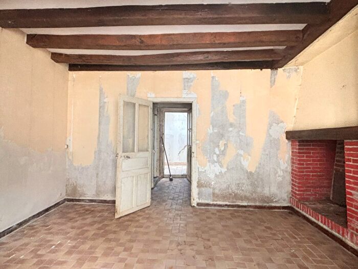 Maison à vendre - Noyant - 4 pièces - 3 chambres