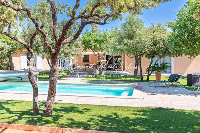 Maison à vendre - Saint-Didier - 7 pièces - 4 chambres