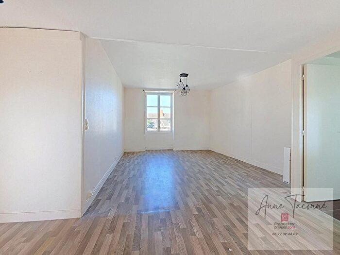Appartement 3 pièces à louer - Méréville