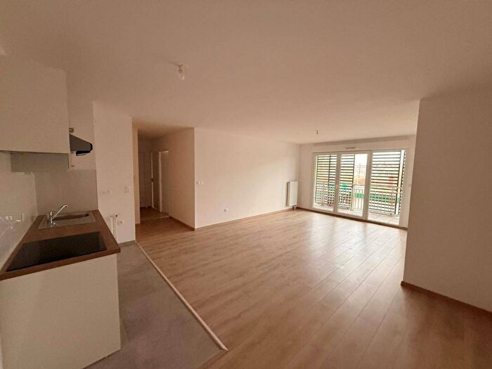 Appartement à louer - Cheminots-Acacias-Faubourg de Lille, Valenciennes - 3 pièces - 2 chambres