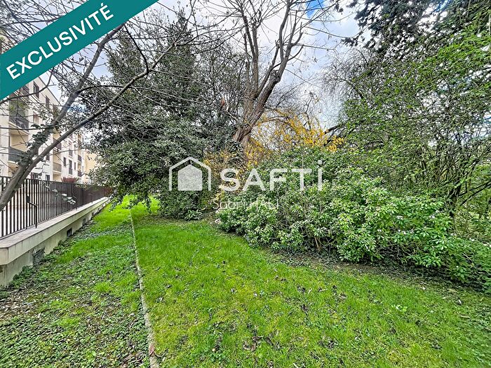 Appartement à vendre - Colombes, Henri Martin Estienne dOrves - 4 pièces - 3 chambres
