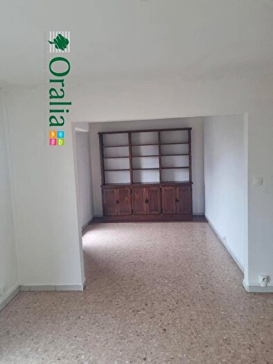 Appartement à louer - Alagnier Nord, Rillieux-la-Pape - 4 pièces - 2 chambres