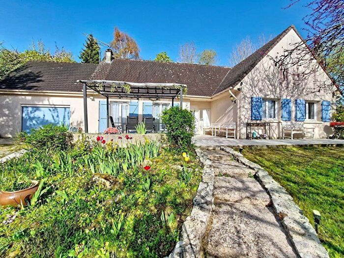 Maison 8 pièces à Dampsmesnil, à vendre