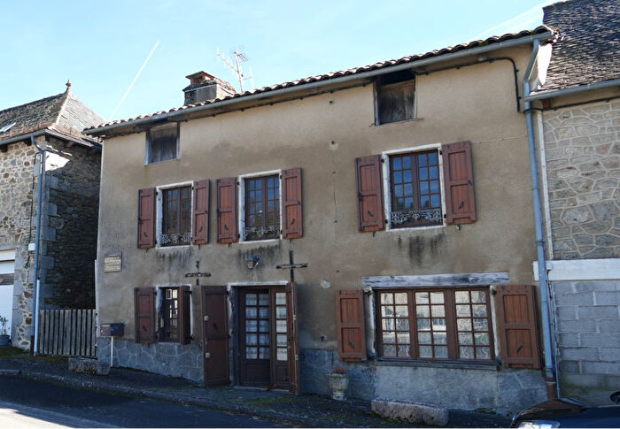 Maison 5 pièces à vendre - Calvinet