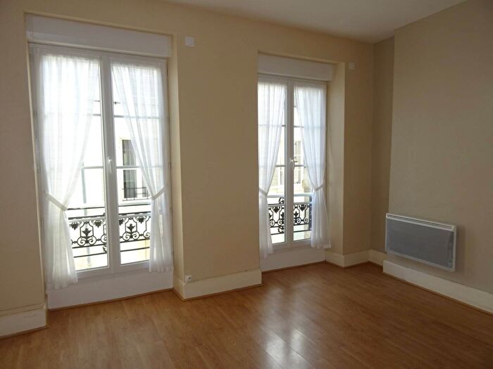 Appartement à louer - Orléans - 2 pièces - 1 chambre