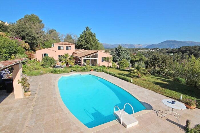 Maison à louer - Valbonne, Bourerelle, Saint-Hélène, Font Martine - 6 pièces - 4 chambres