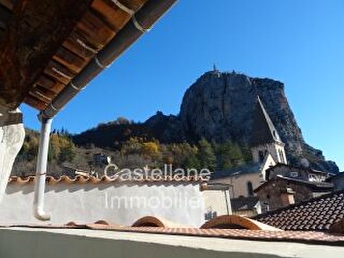 Maison à vendre - Castellane - 5 pièces - 4 chambres