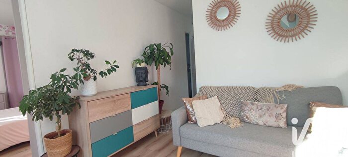 Appartement à louer - Palente, Orchamps, La Combe Saragosse, Besançon - 3 pièces - 2 chambres