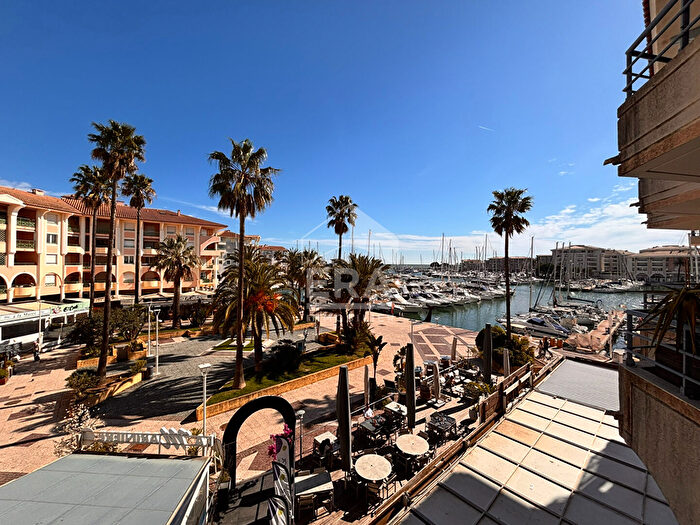 Appartement à vendre - Fréjus, Fréjus Plage - 4 pièces - 3 chambres