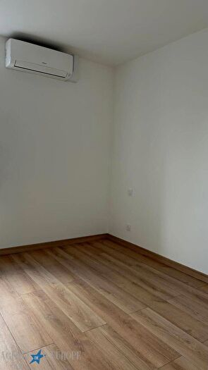 Appartement à louer - Saint-Germain-des-Fossés - 3 pièces - 2 chambres