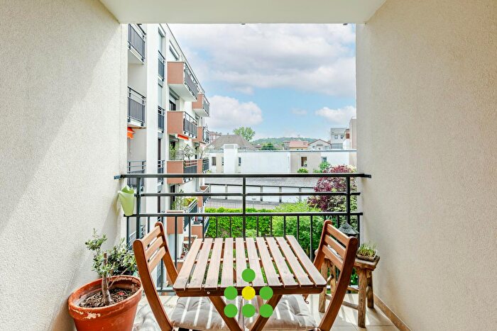 Nanterre, Plateau : Appartement 3 pièces à vendre