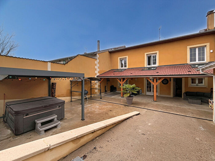 Maison à vendre - Sorcy-Saint-Martin - 7 pièces - 4 chambres