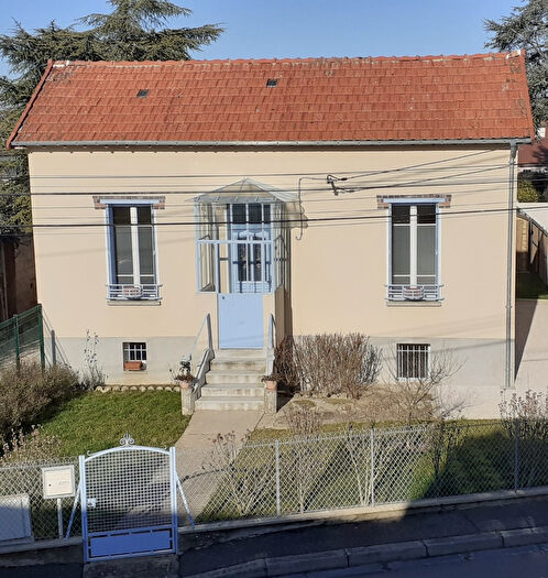 Maison à louer - Saint-Clément - 4 pièces - 3 chambres