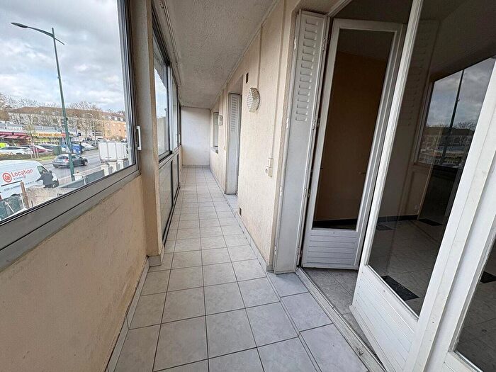 Appartement à louer - Archeveche, Ozoir-la-Ferrière - 2 pièces - 1 chambre