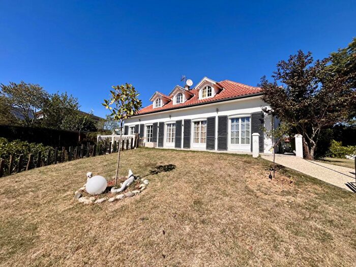 Maison 8 pièces à Langon, à vendre