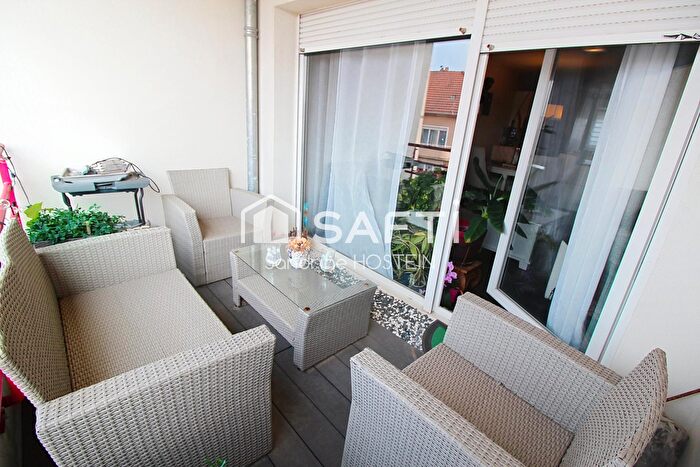 Appartement à louer - Hussigny-Godbrange - 3 pièces - 2 chambres