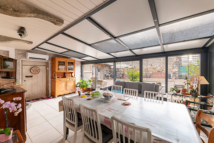 Maison 6 pièces à Meilhaud, à vendre