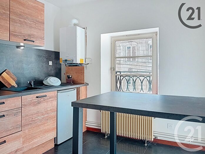 Appartement à vendre - Neufchâteau - 4 pièces - 3 chambres